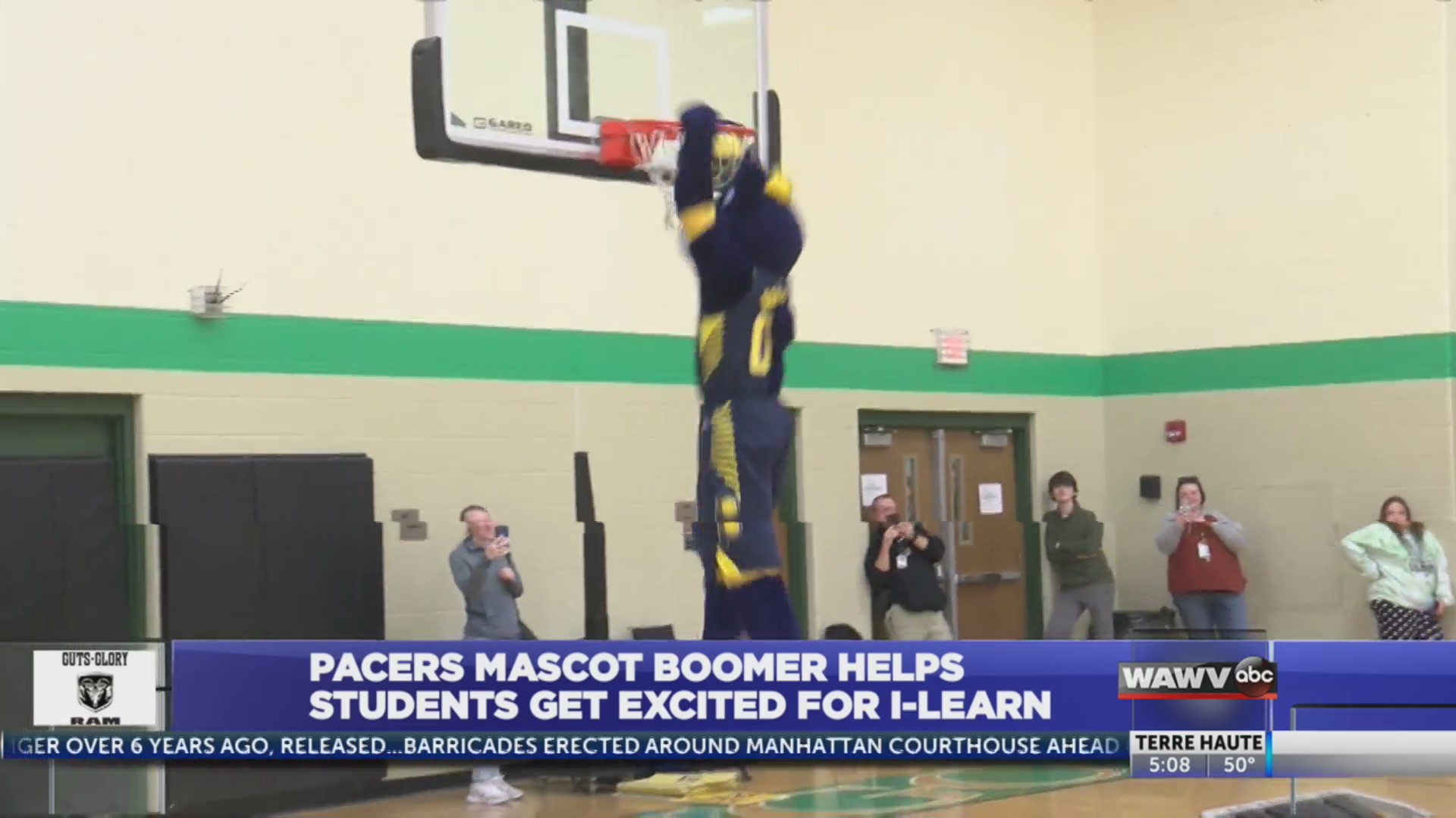 Pacers Mascot Boomer Helps Students Get Excited for I-Learn ...
