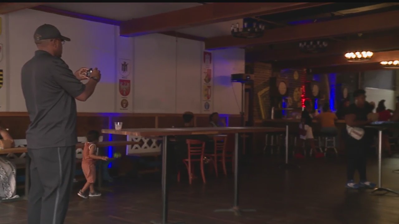 New Youngstown venue hosts grand opening tonight – WKBN.com