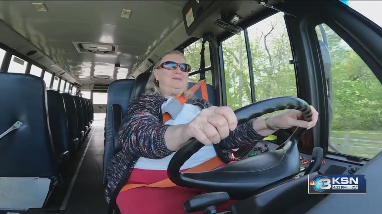Valley Center woman has been driving school busses for 45 years and is still rolling – KSN-TV