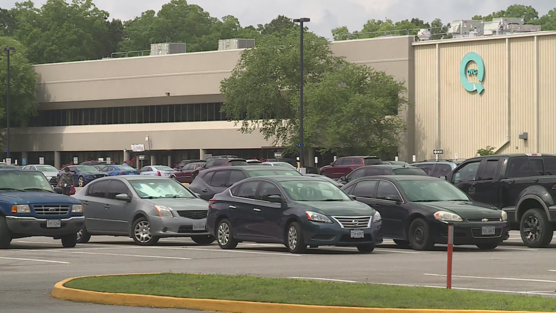 Police: Franklin man wanted after domestic shooting at QVC in Suffolk ...