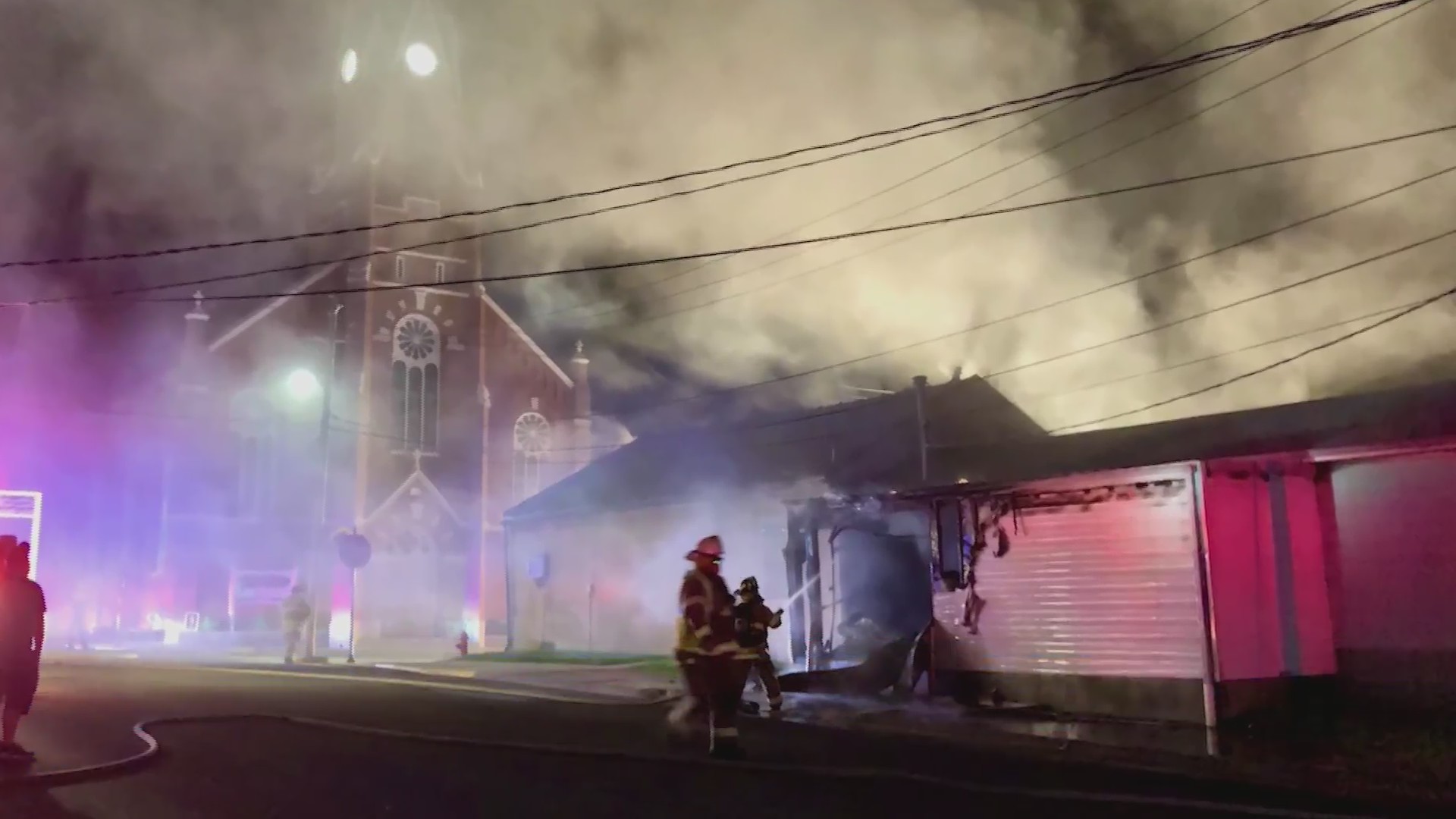 Popular bakery in the Metro East goes up in flames – FOX 2
