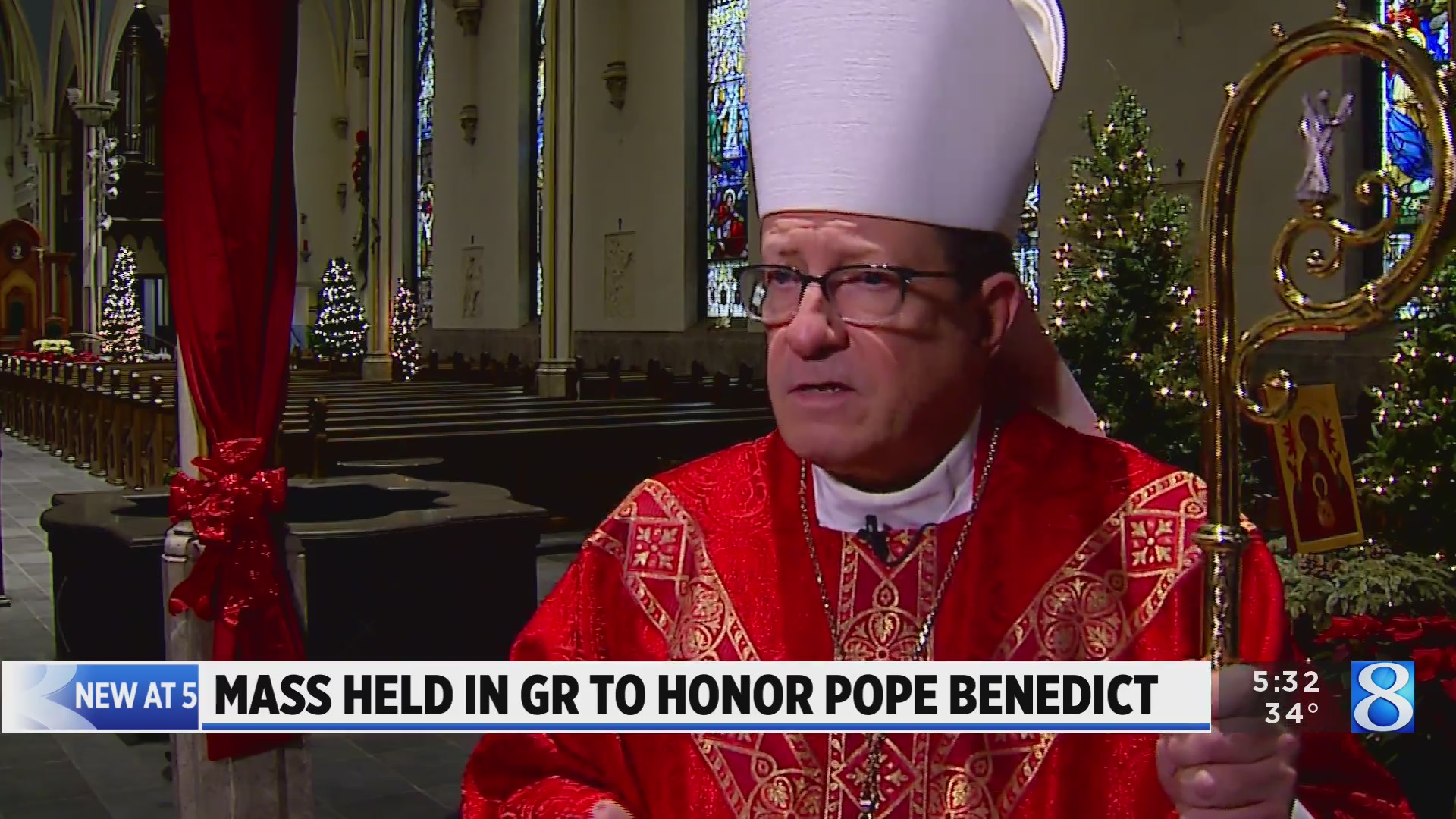 Local Catholics celebrate Mass in honor of Pope Benedict – WOODTV.com