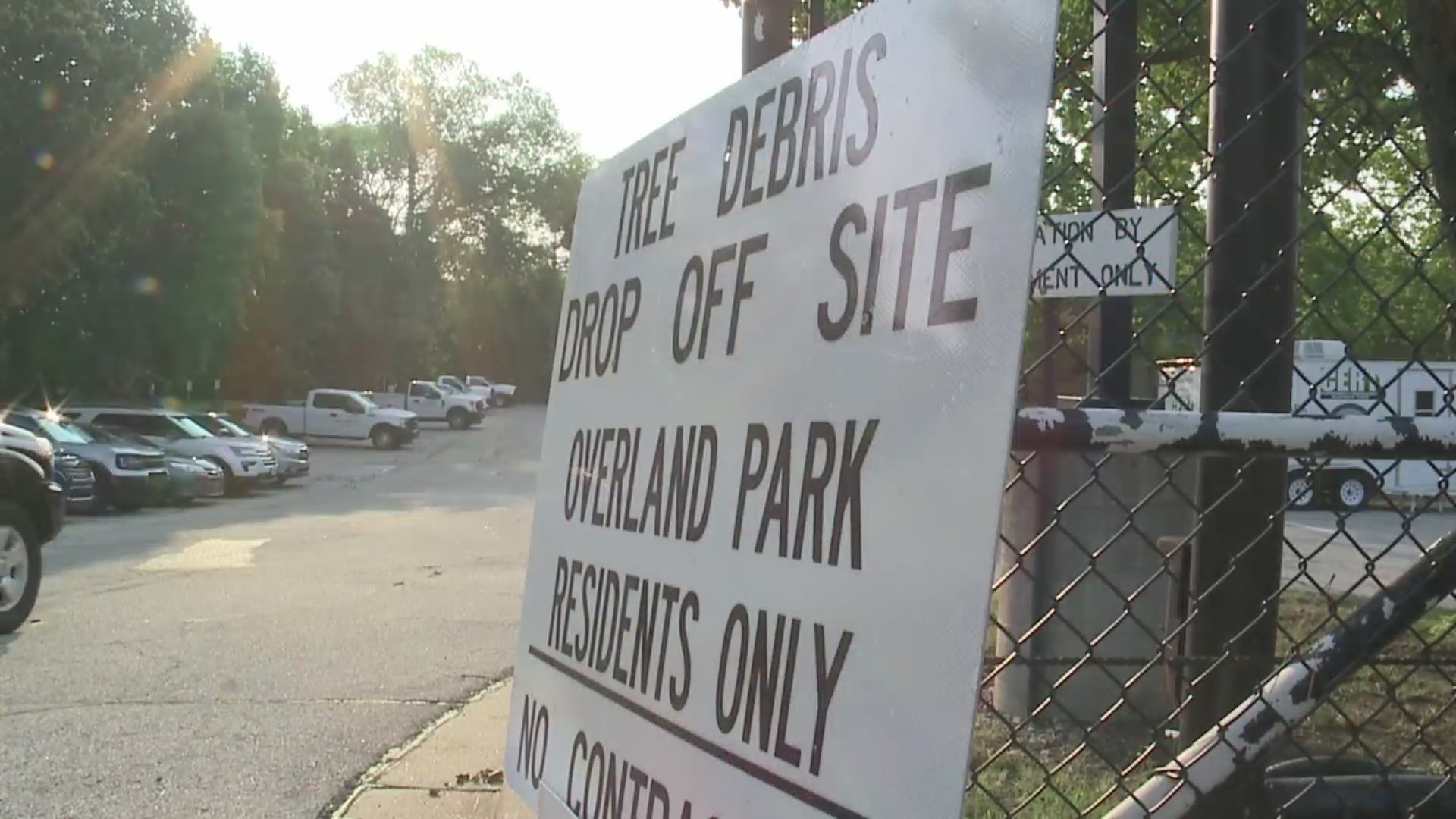 Overland Park opens second storm debris drop-off site – FOX 4 Kansas ...