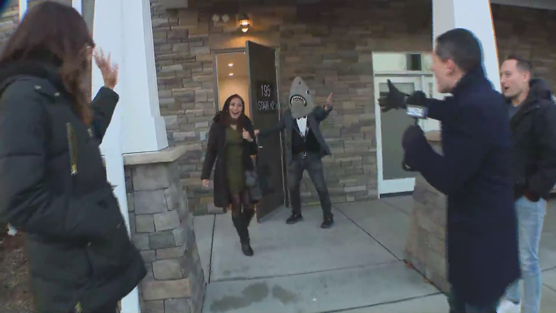 Konrad in a Van picks up new traffic reporter Brhett – WGN-TV