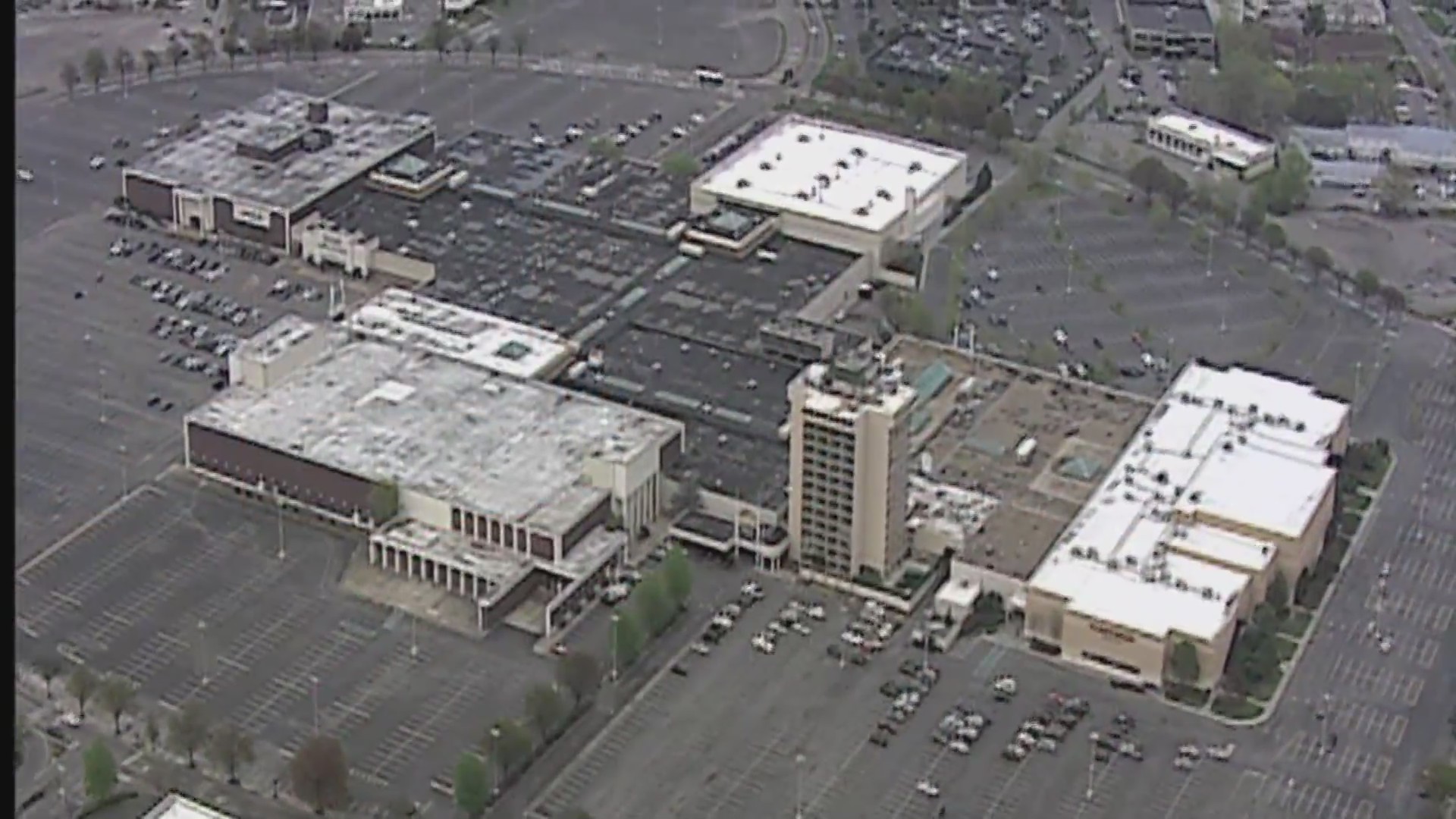 Demolition preparations to begin for Military Circle Mall – WAVY.com