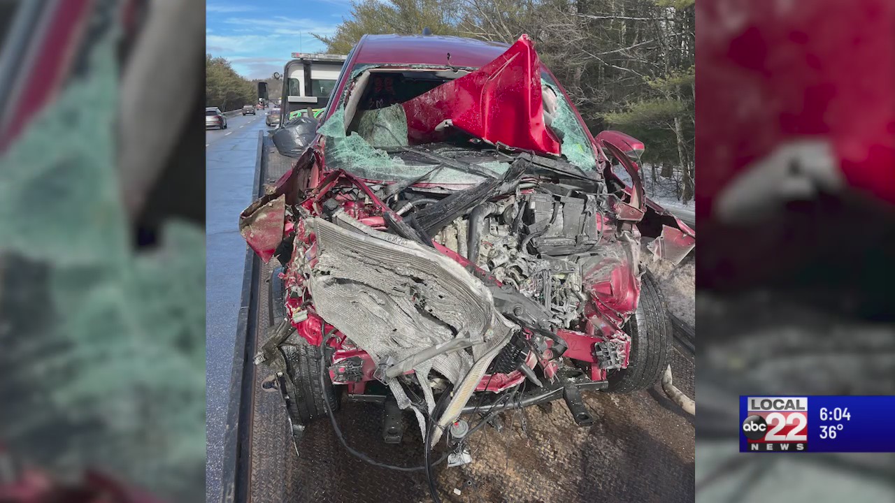 Woman suffers life-threatening injuries in 3-car crash in Ashland ...