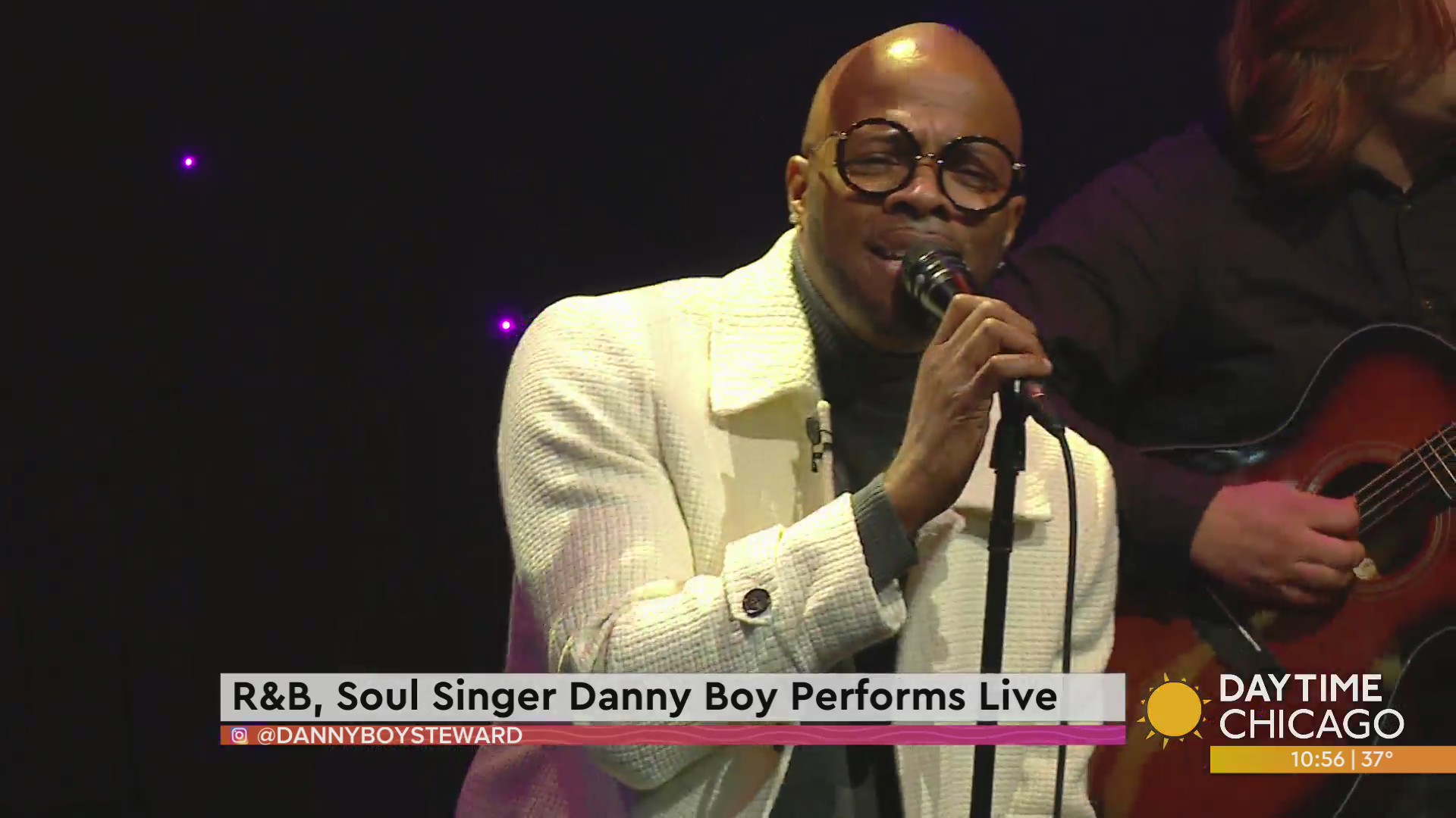 A live performance from R&B, Soul Singer Danny Boy – WGN-TV
