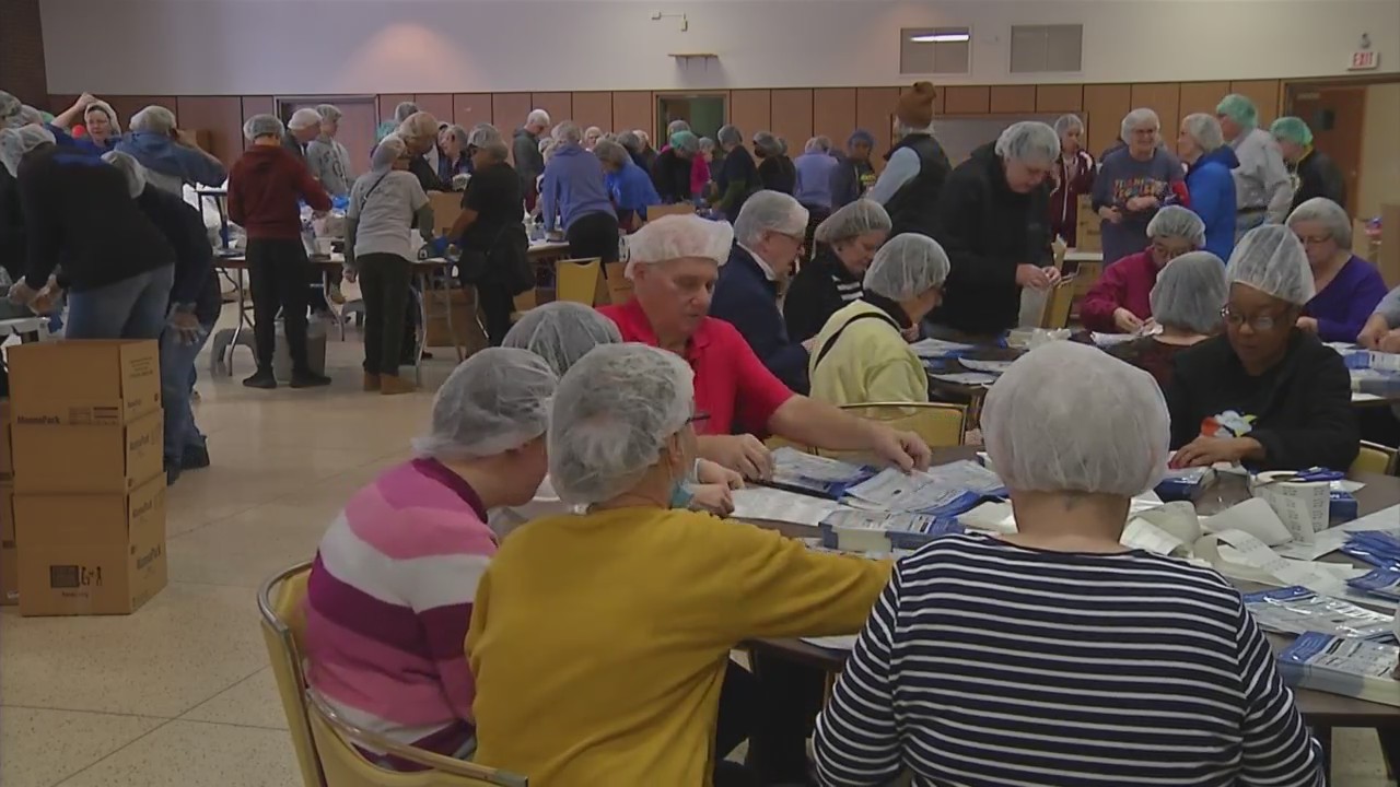 “Feed My Starving Children” hosts mobile packing event at Villa Maria ...
