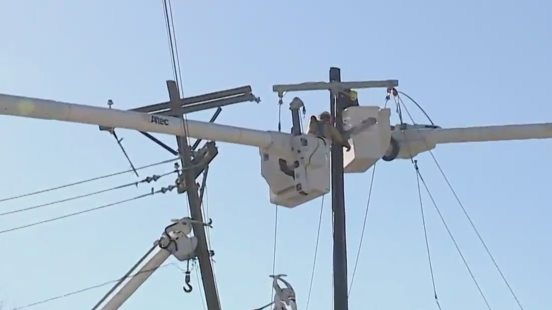 Police called after threat against Texas power crew | Rush Hour ...