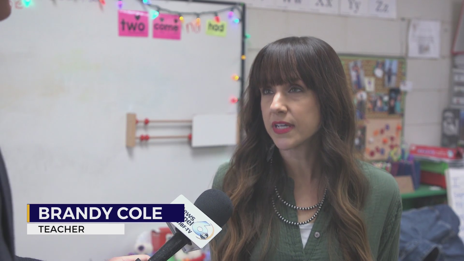 Golden Apple: Brandy Cole – WJBF