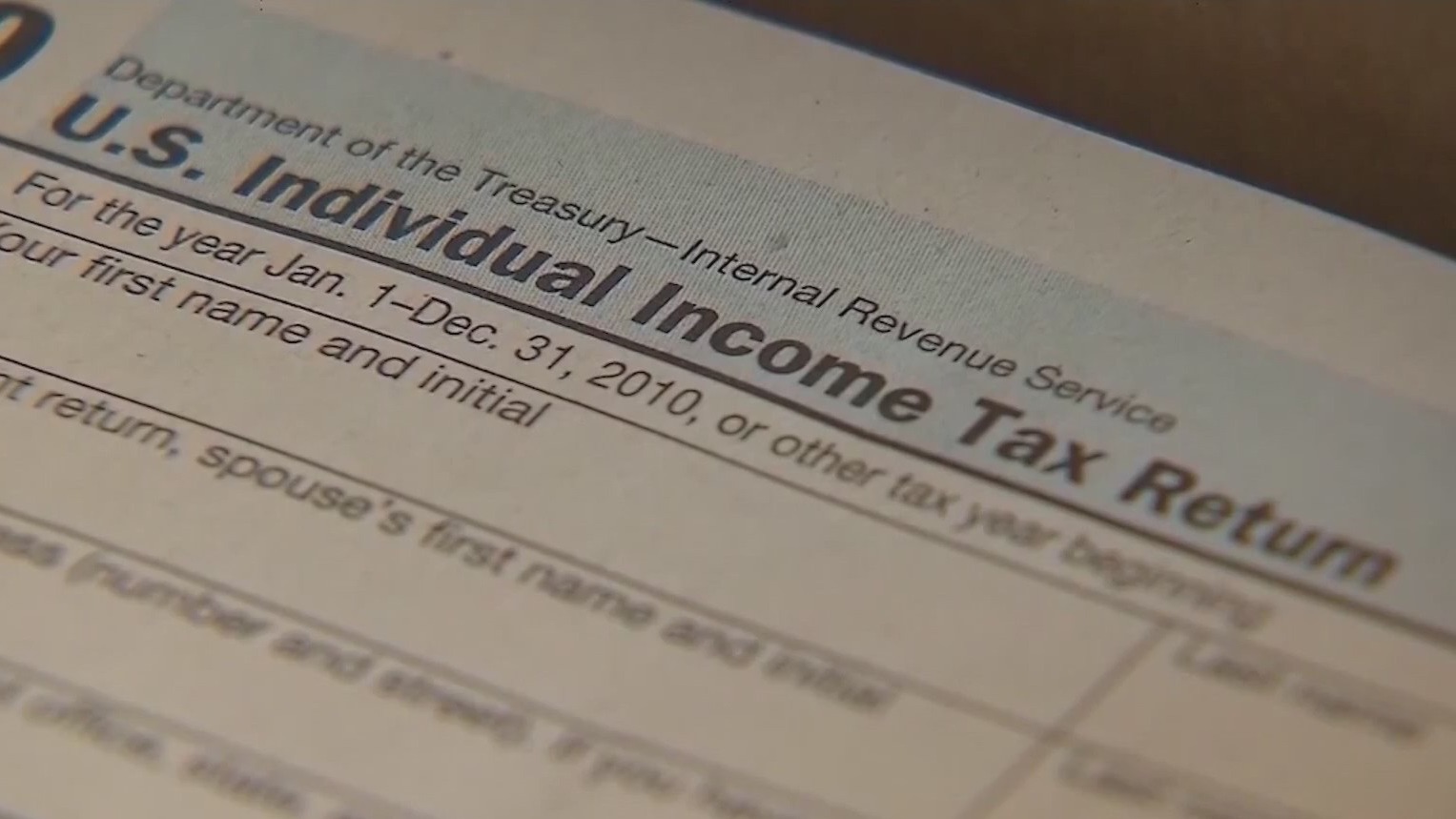 Expecting a tax refund? File early, use direct deposit – KOIN.com