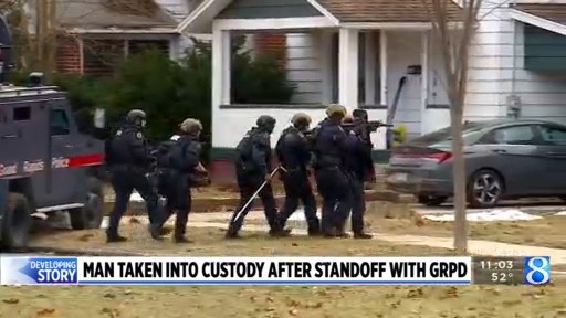Man taken into custody after standoff with GRPD – WOODTV.com