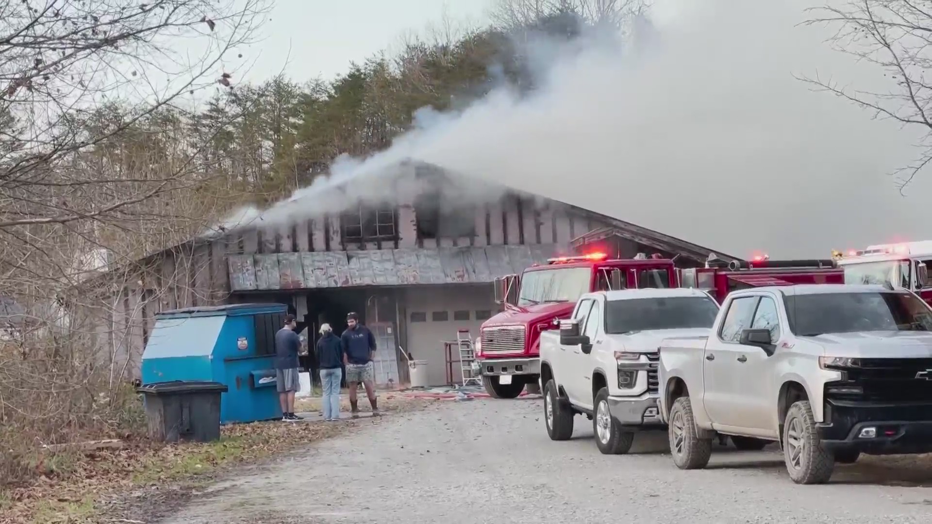 Multiple crews respond to structure fire in Putnam County, traffic ...