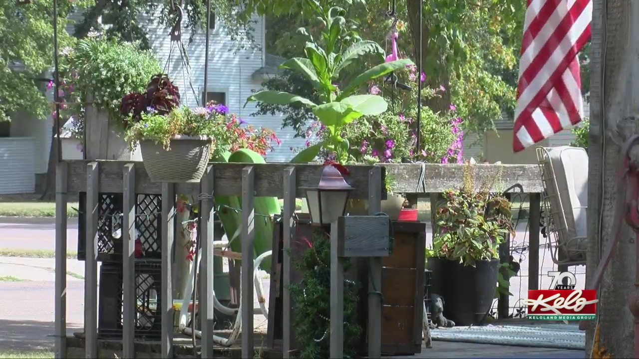 ‘It just never ends’; longtime victim of Greg Farrar speaks out ...