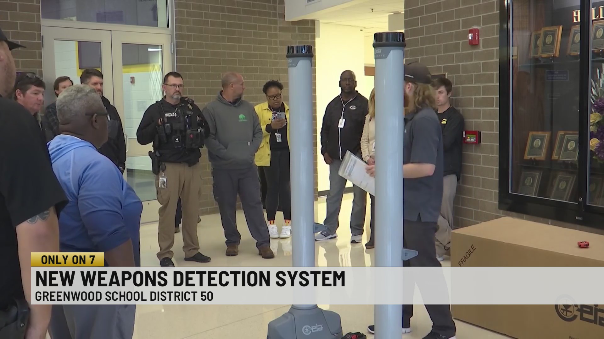Greenwood School District 50 using new weapons detection system in ...