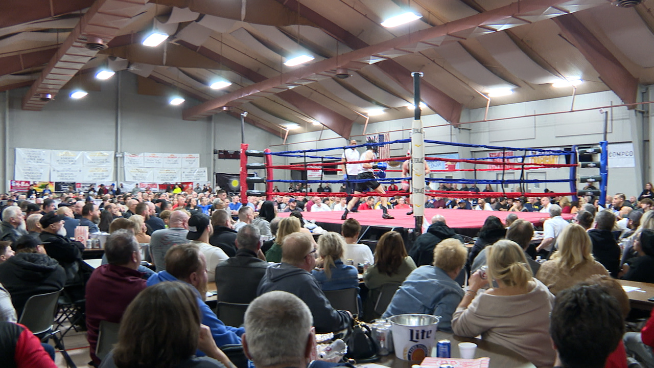 Hundreds support local boxing at Struthers Fight Night – WKBN.com