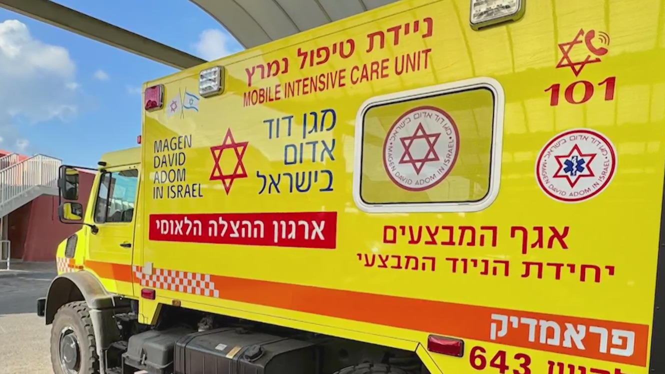 Illinois emergency doctor volunteers with Israeli red cross ...