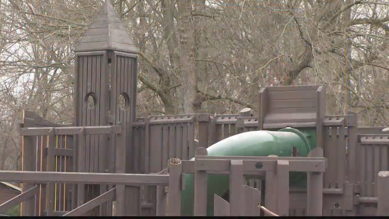 Residents fight to keep ‘Fortress of Fun’ playground from demolition ...