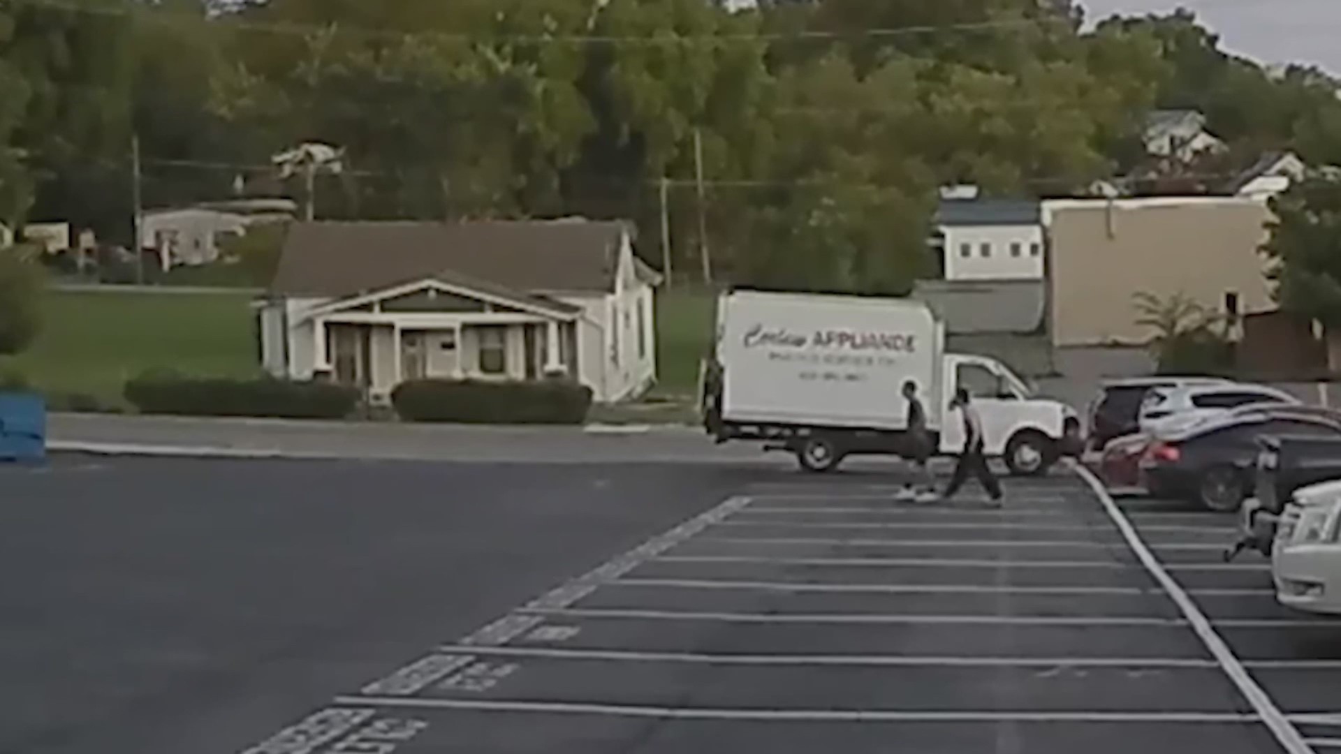 Surveillance video released in Sumner County courthouse fire – WKRN News 2