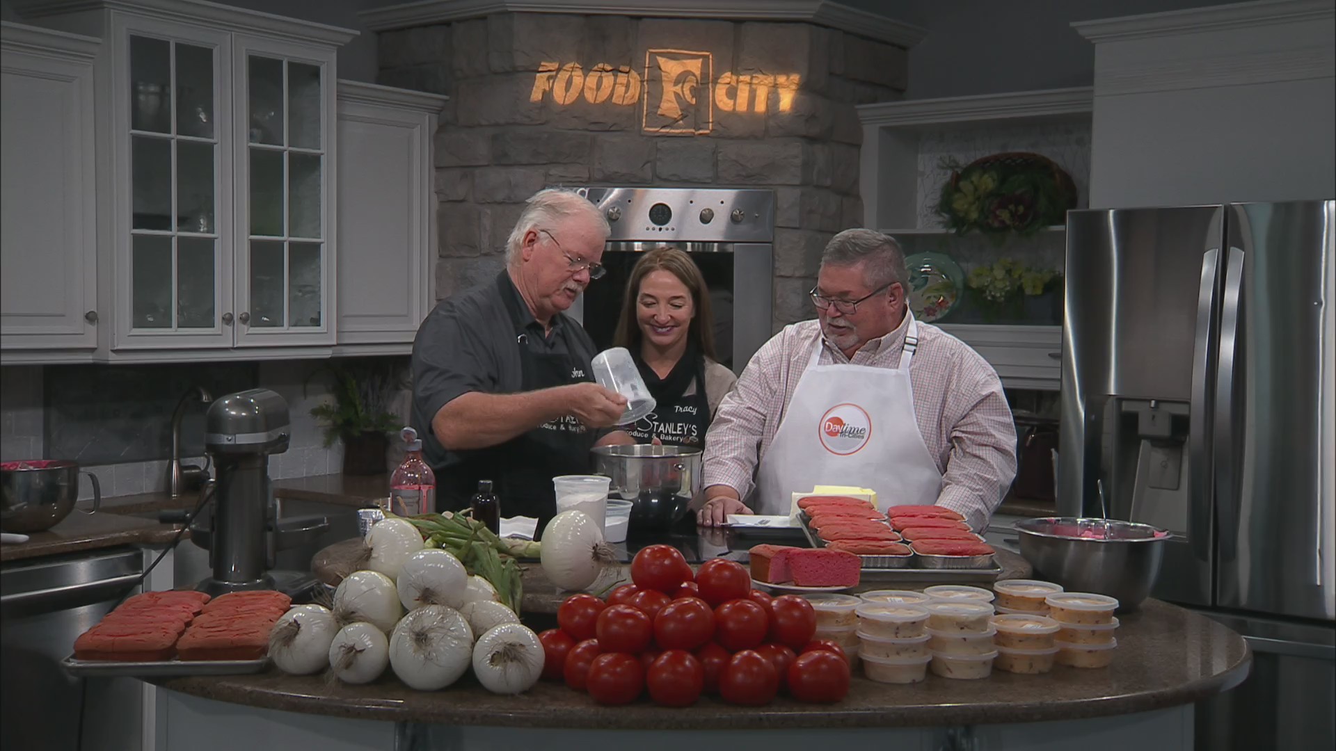 Strawberry cream cheese pound cake with Stanley’s Produce – WJHL | Tri ...