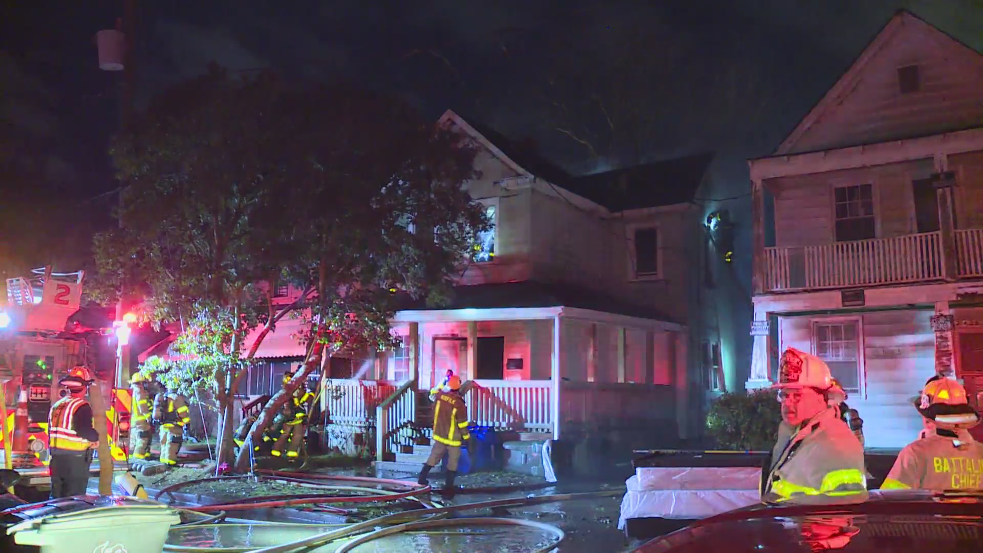 Norfolk Fire-Rescue respond to two-alarm fire on Middle Ave. – WAVY.com