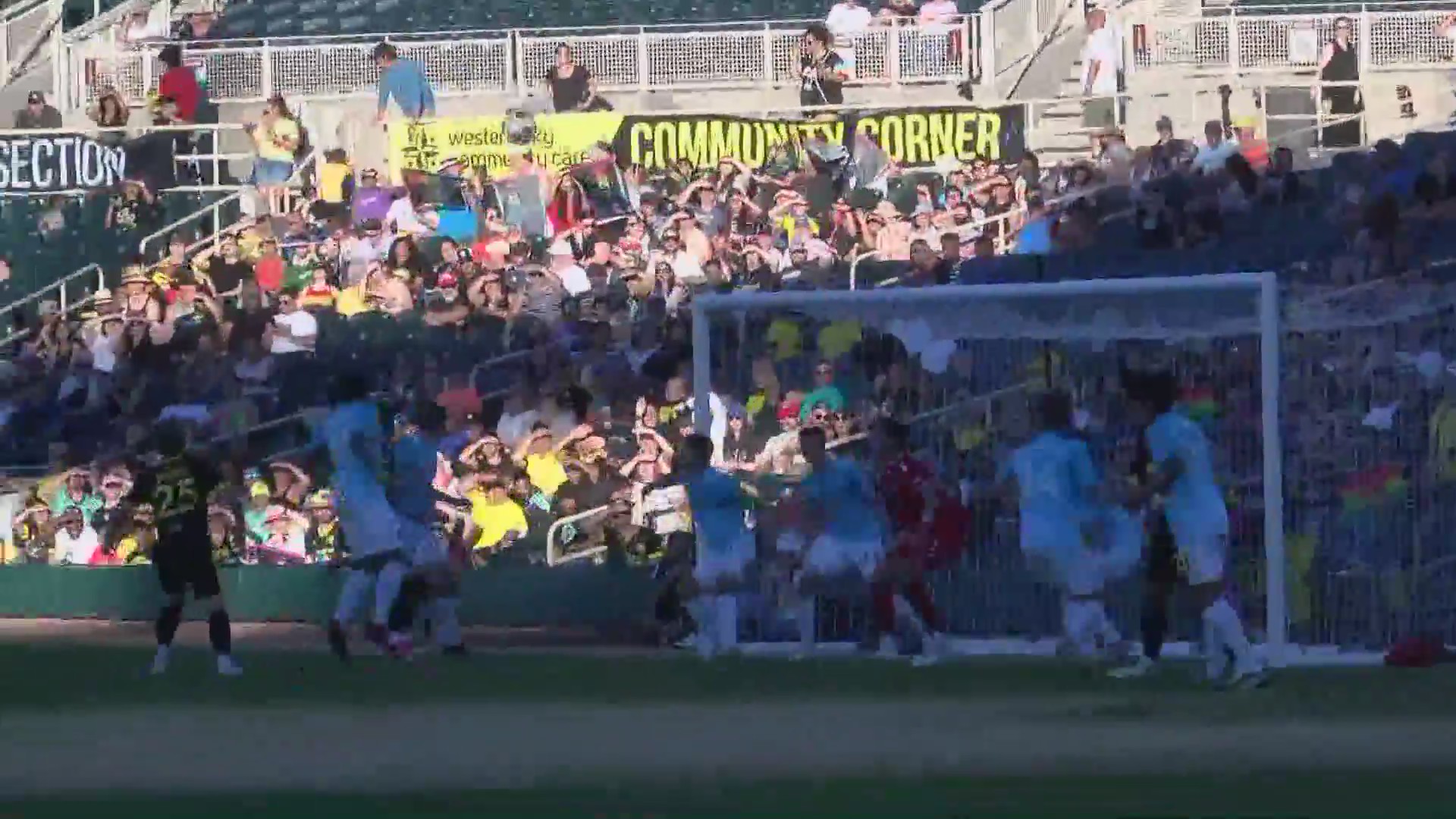 Eric Quill earns first win as United head coach – KRQE NEWS 13 ...