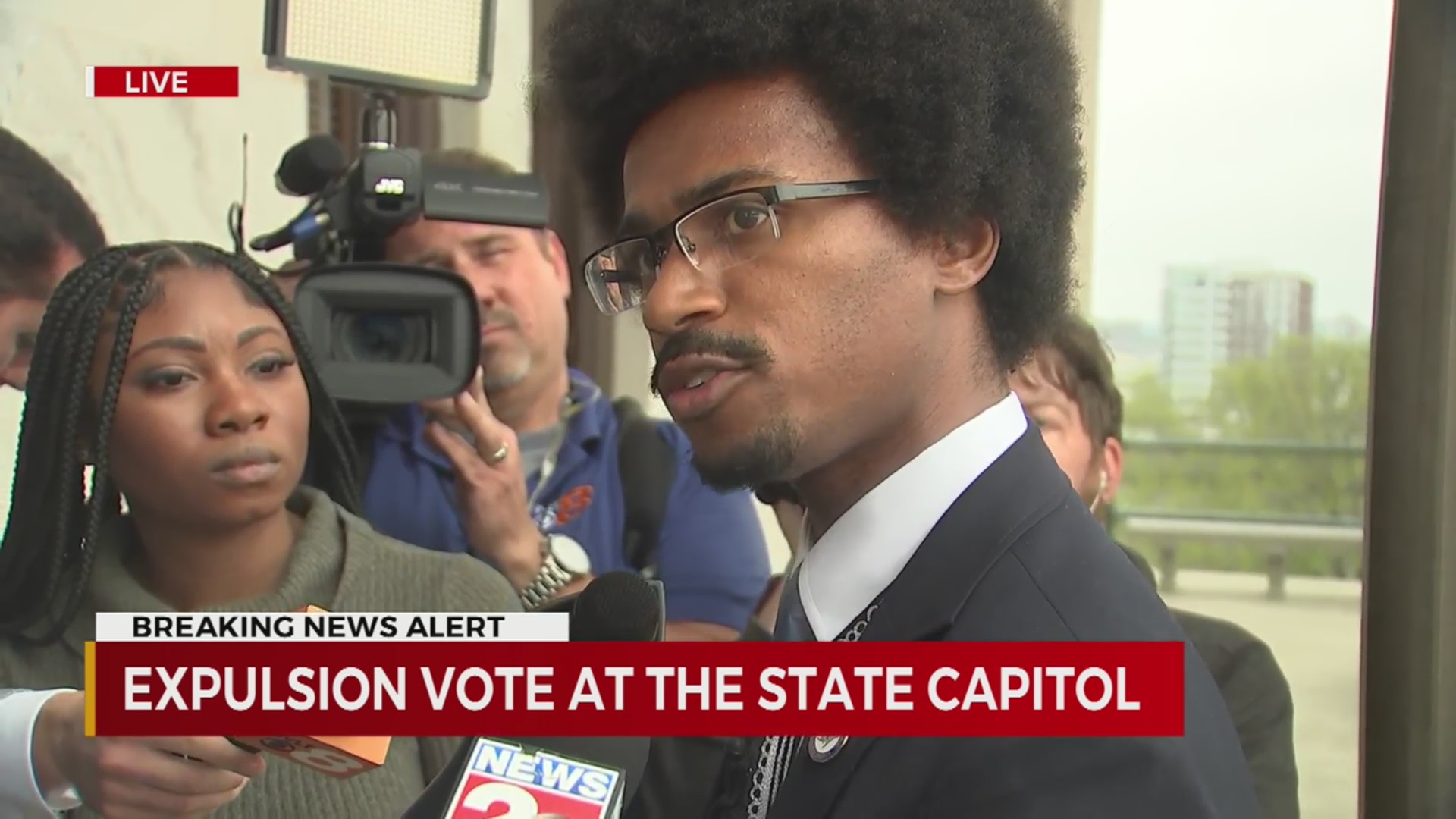 Rep. Justin Pearson speaks amid expulsion vote at TN State Capitol ...