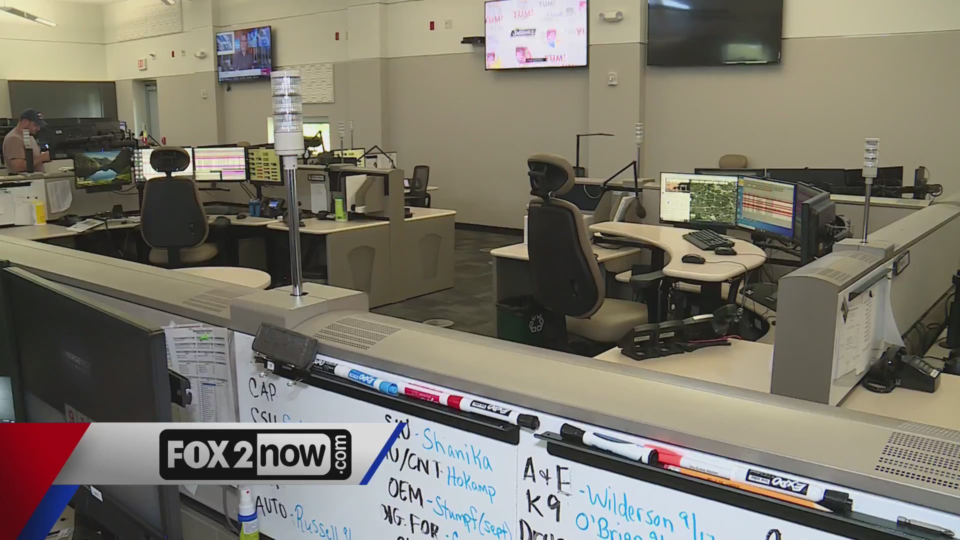 Addressing the emergency dispatcher shortage – FOX 2