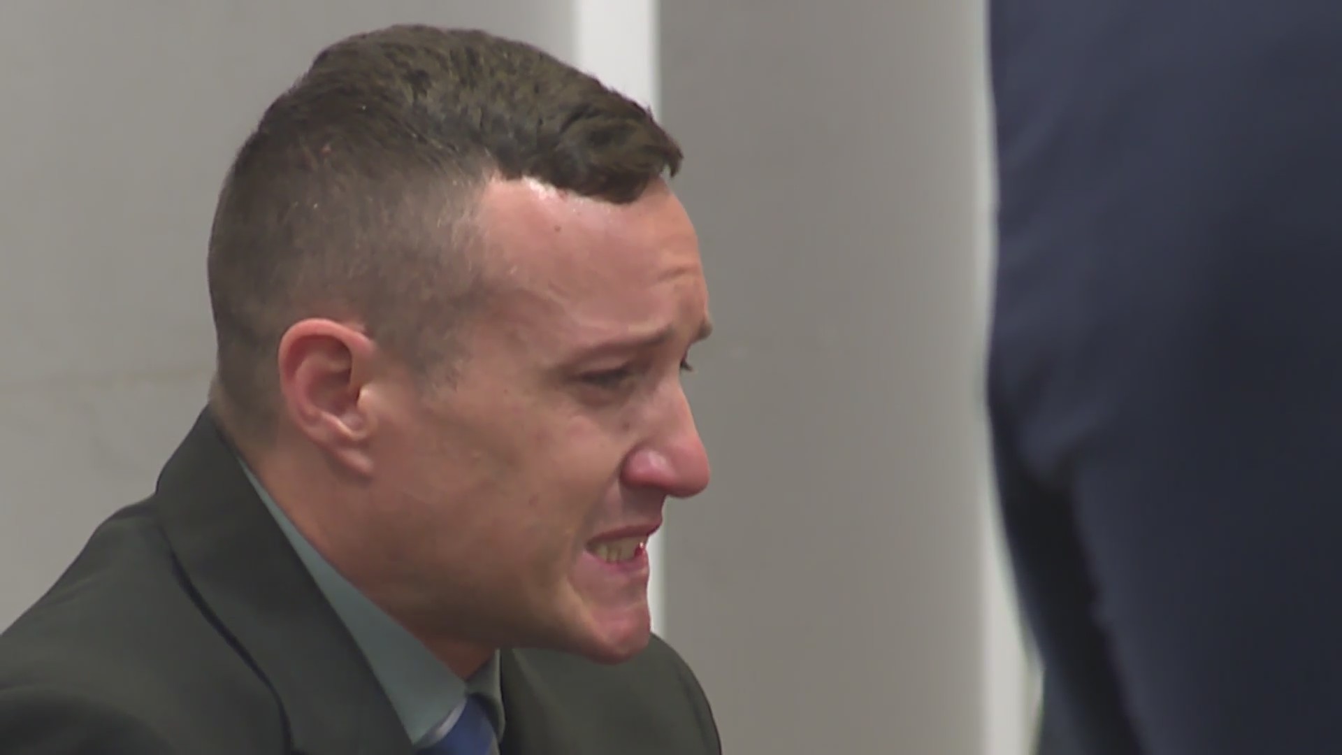 Norfolk officer accused of voluntary manslaughter takes the stand ...