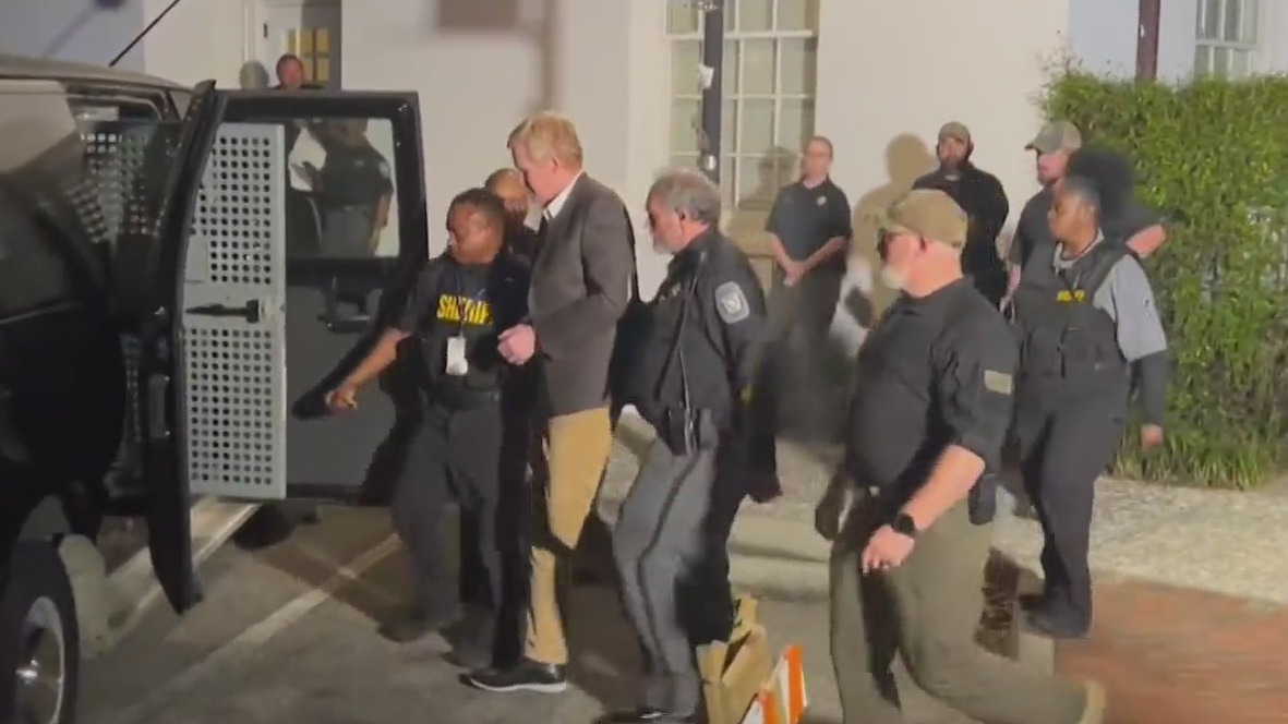 Jury deliberates just 3 hours before convicting Alex Murdaugh ...