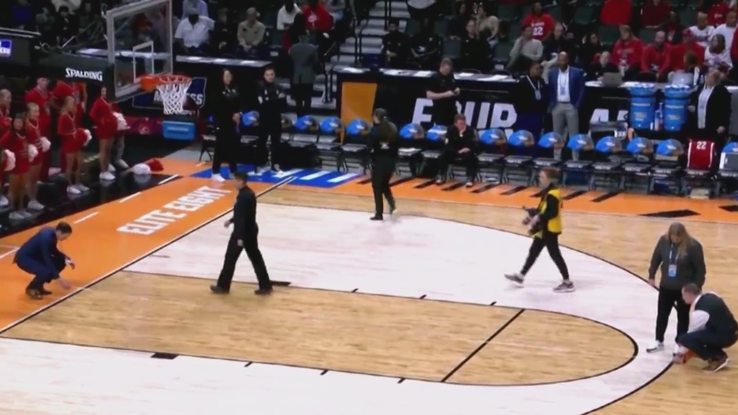 Moda Center 3-point lines had different distances – KOIN.com