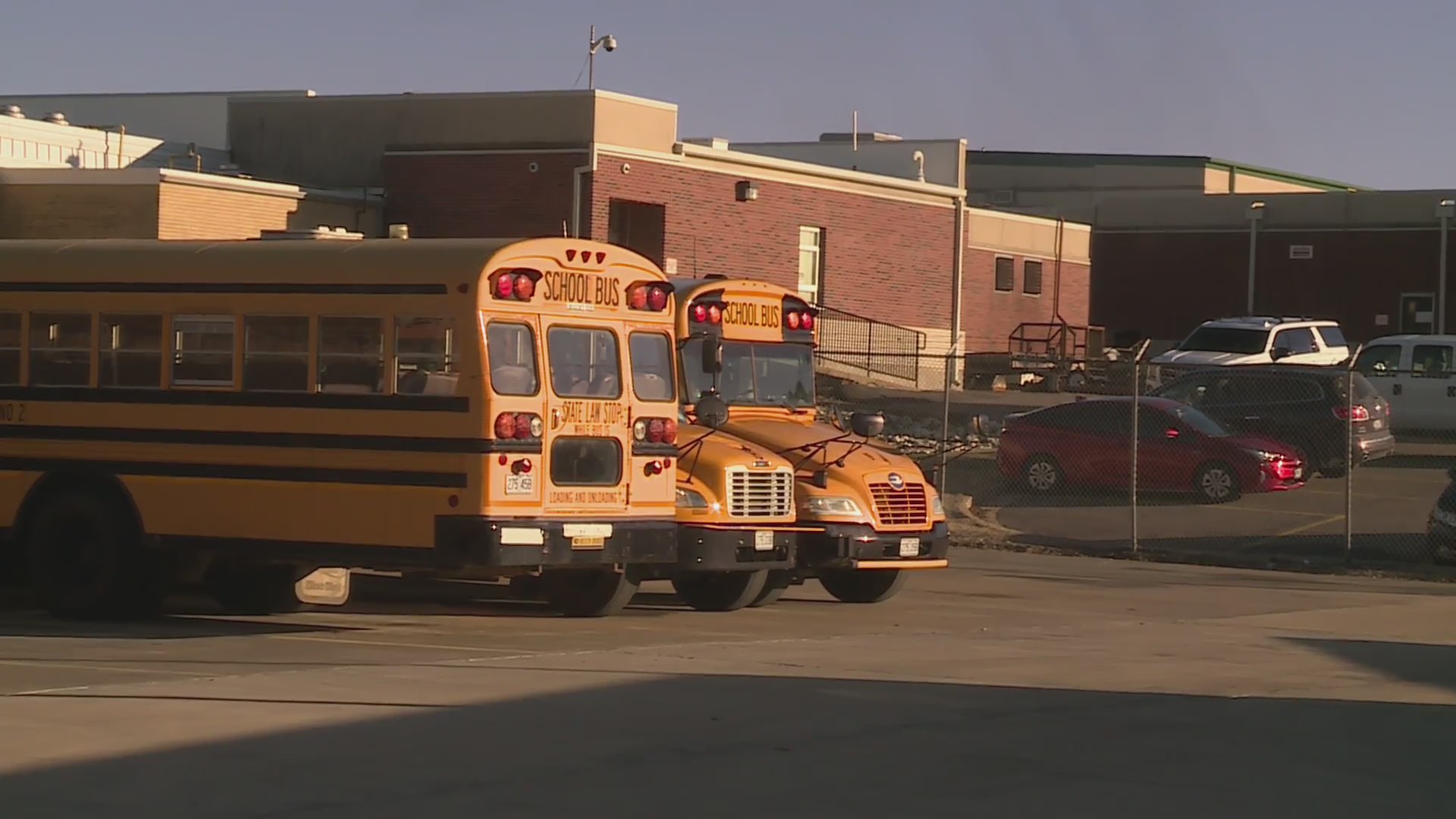 Sullivan School District using cameras on buses to deter dangerous ...