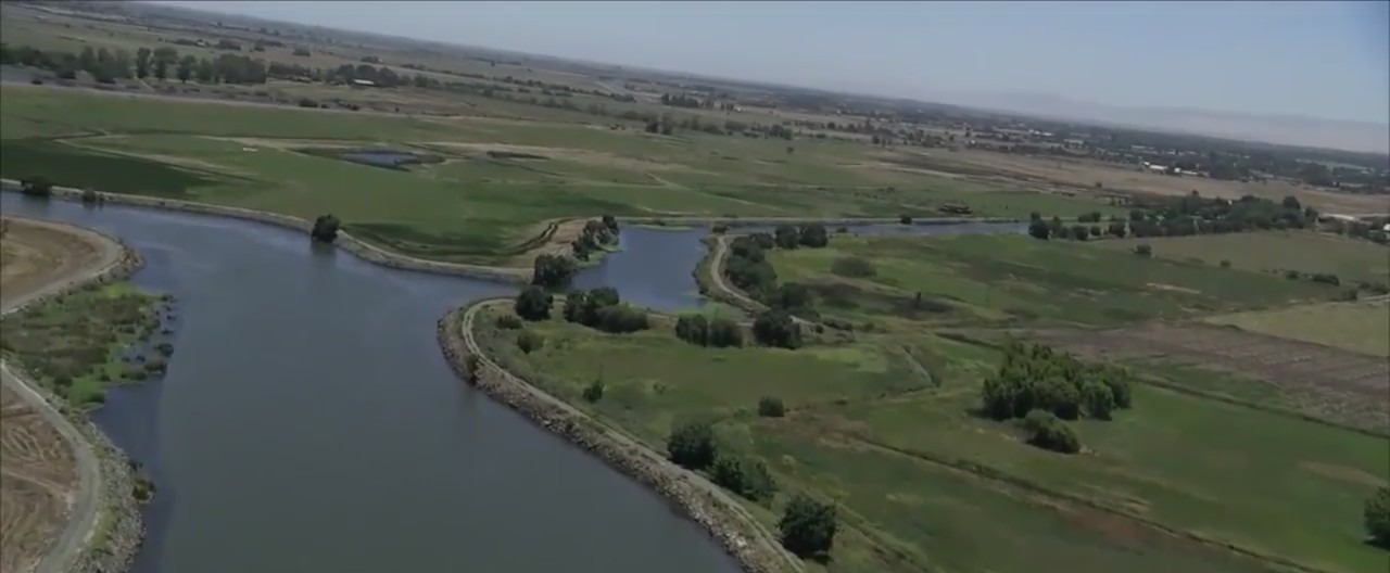 As state seeks water lifeline with Delta Tunnel, small Delta town ...