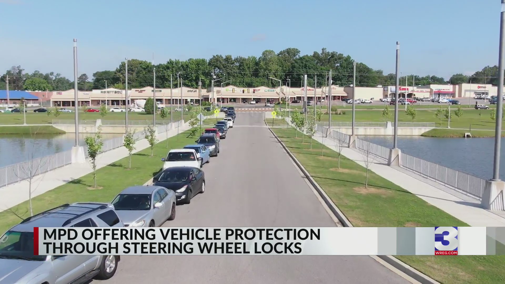Cars line up in Raleigh for 1,000 free steering wheel locks – WREG.com