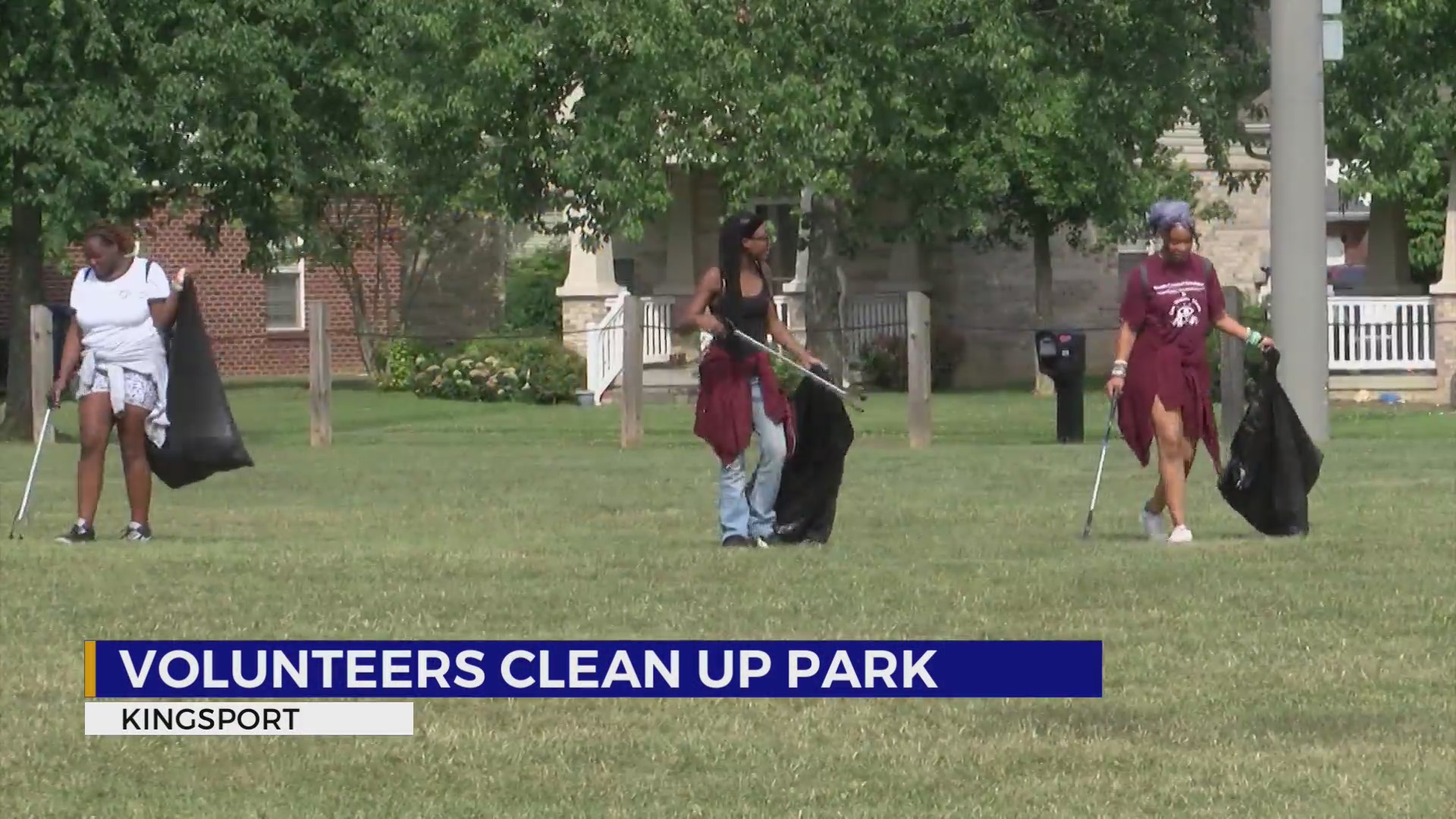 Community pitches in to clean up Riverview Park after block party ...