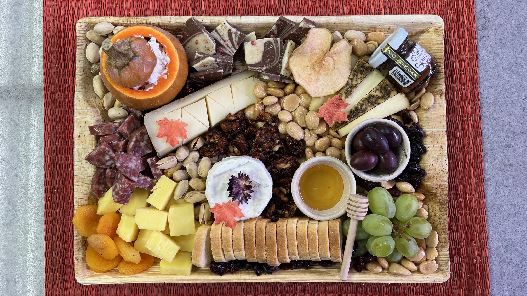 In the Kitchen: Thanksgiving Cheese Charcuterie Board – WPRI.com