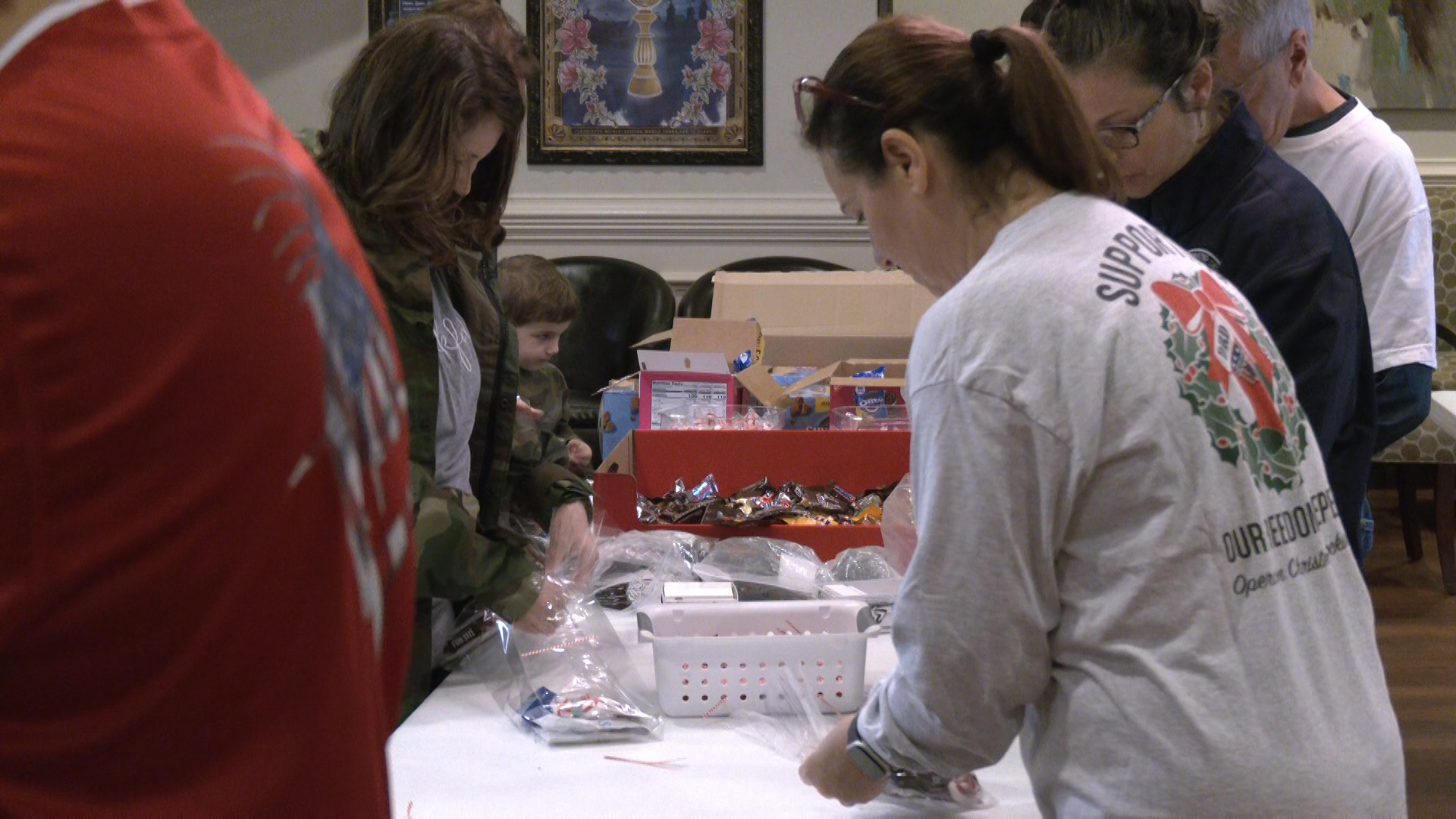 “Dixie Rear Detachment” prepares holiday care packages for troops ...