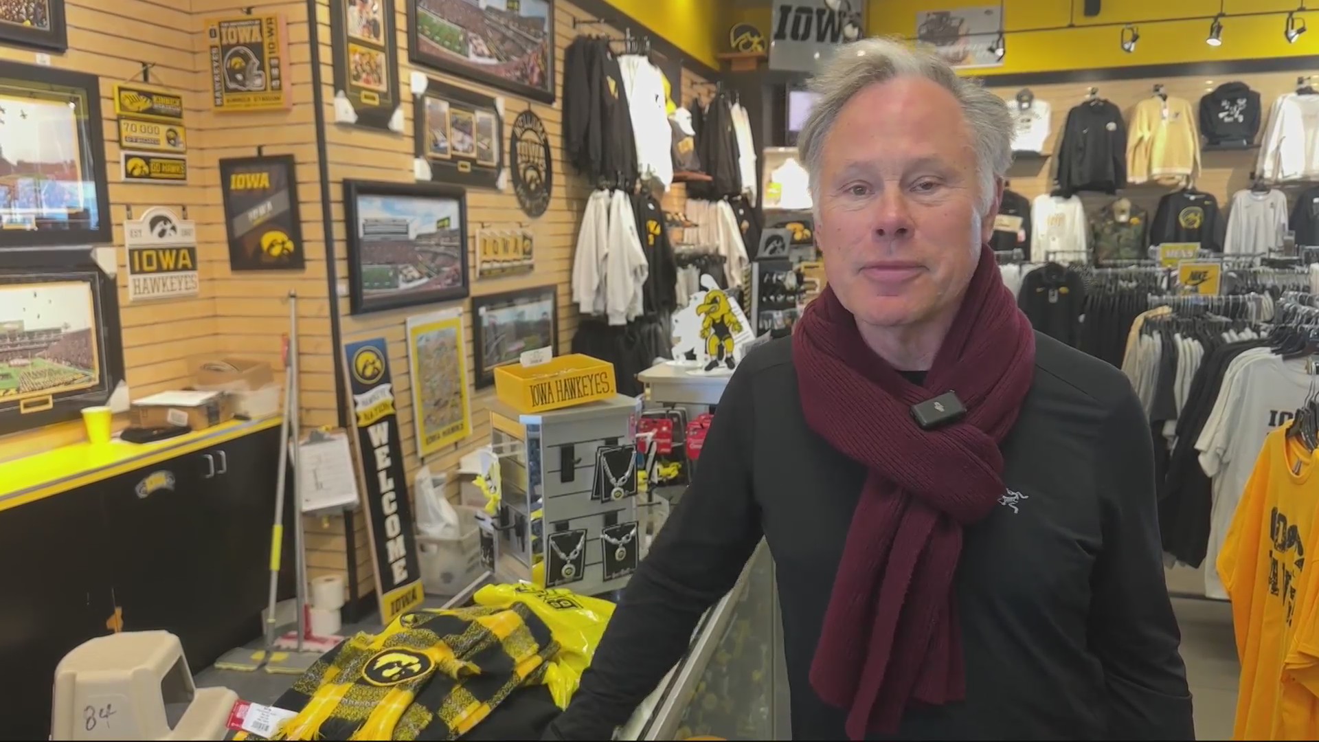 Hawk Super Fan – who13.com