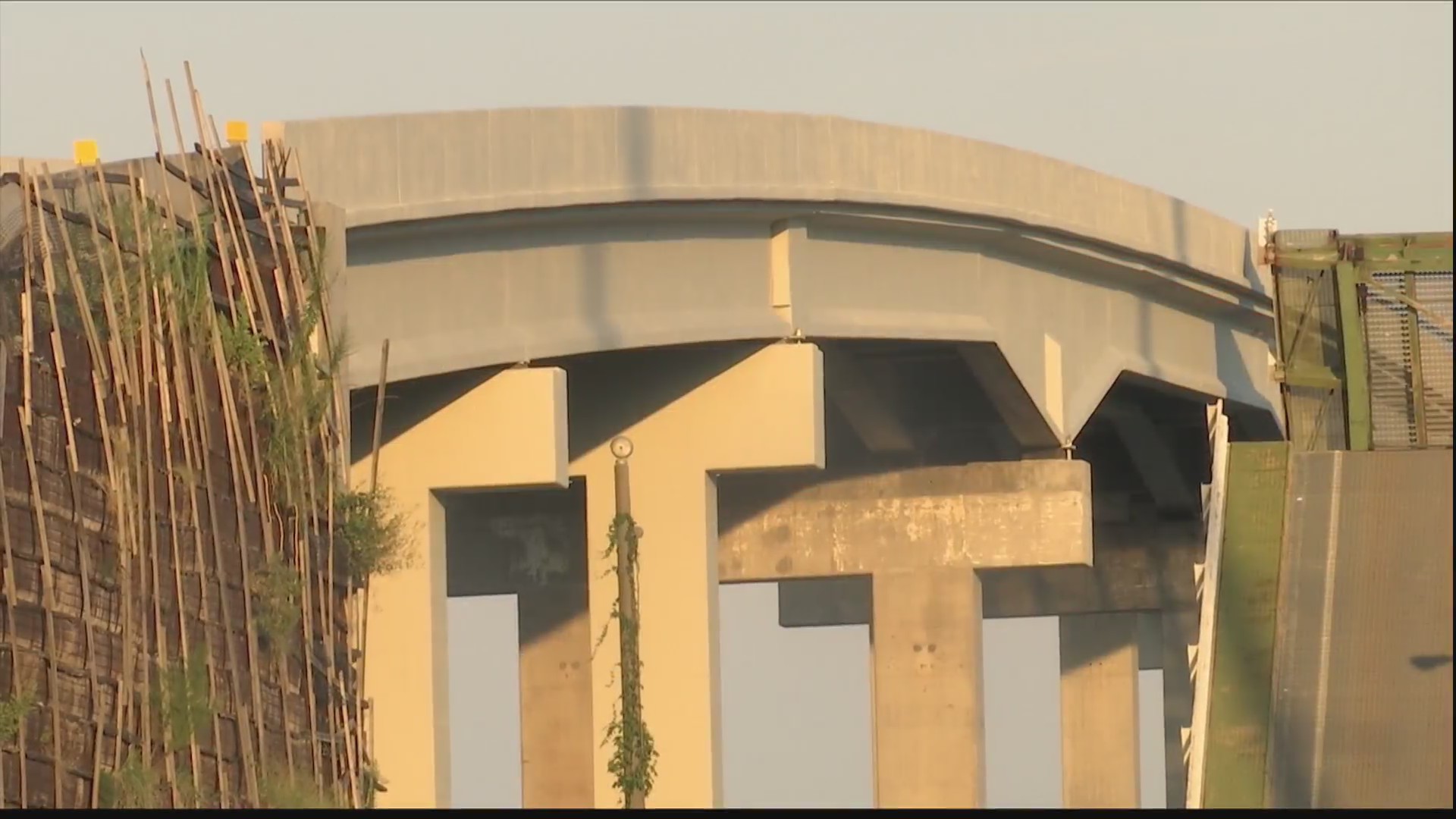 Safety measure coming to islands expressway bridge – WSAV-TV
