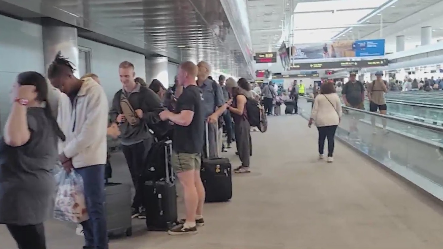 Dozens of United flights delayed and canceled at DIA – FOX31 Denver