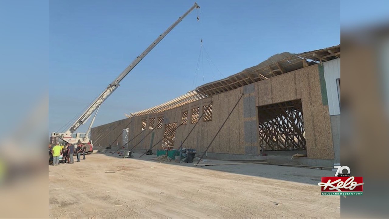 Dairy Barn Collapse – KELOLAND.com