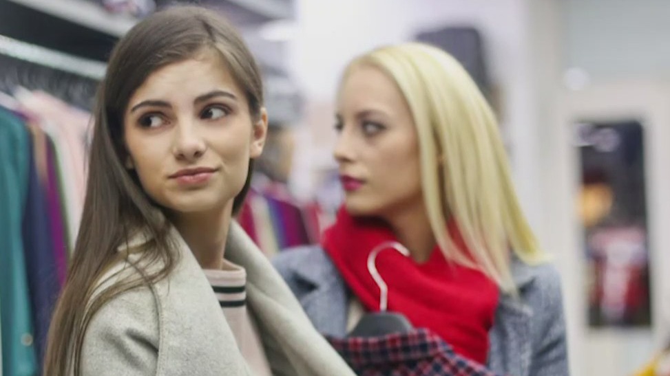 FBI uses stock photo of white women on post about retail theft | On ...