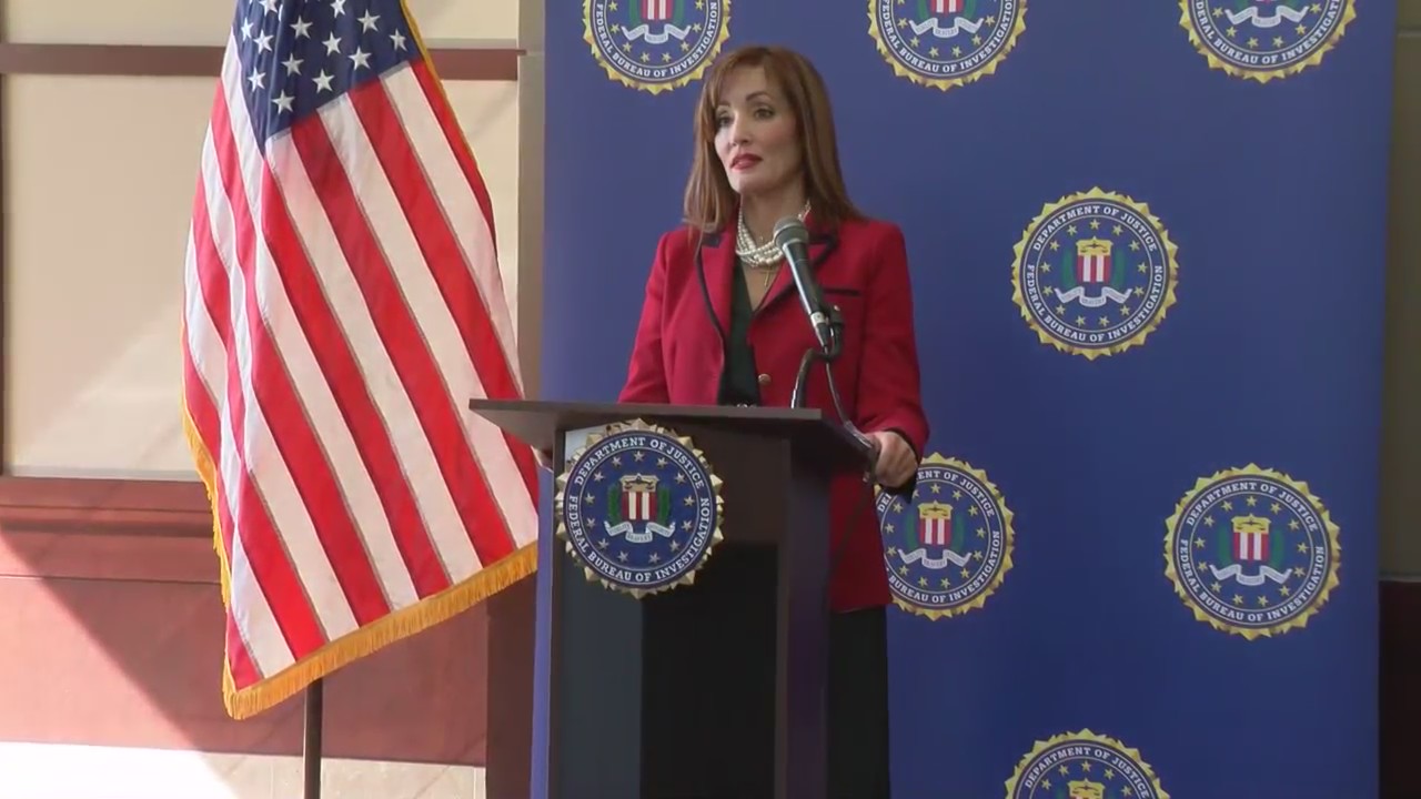 FBI Tampa acusa federalmente a 27 personas por amenazas de crímenes de ...