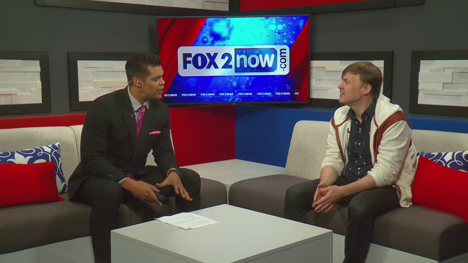 SLU professor shares history of vampires – FOX 2