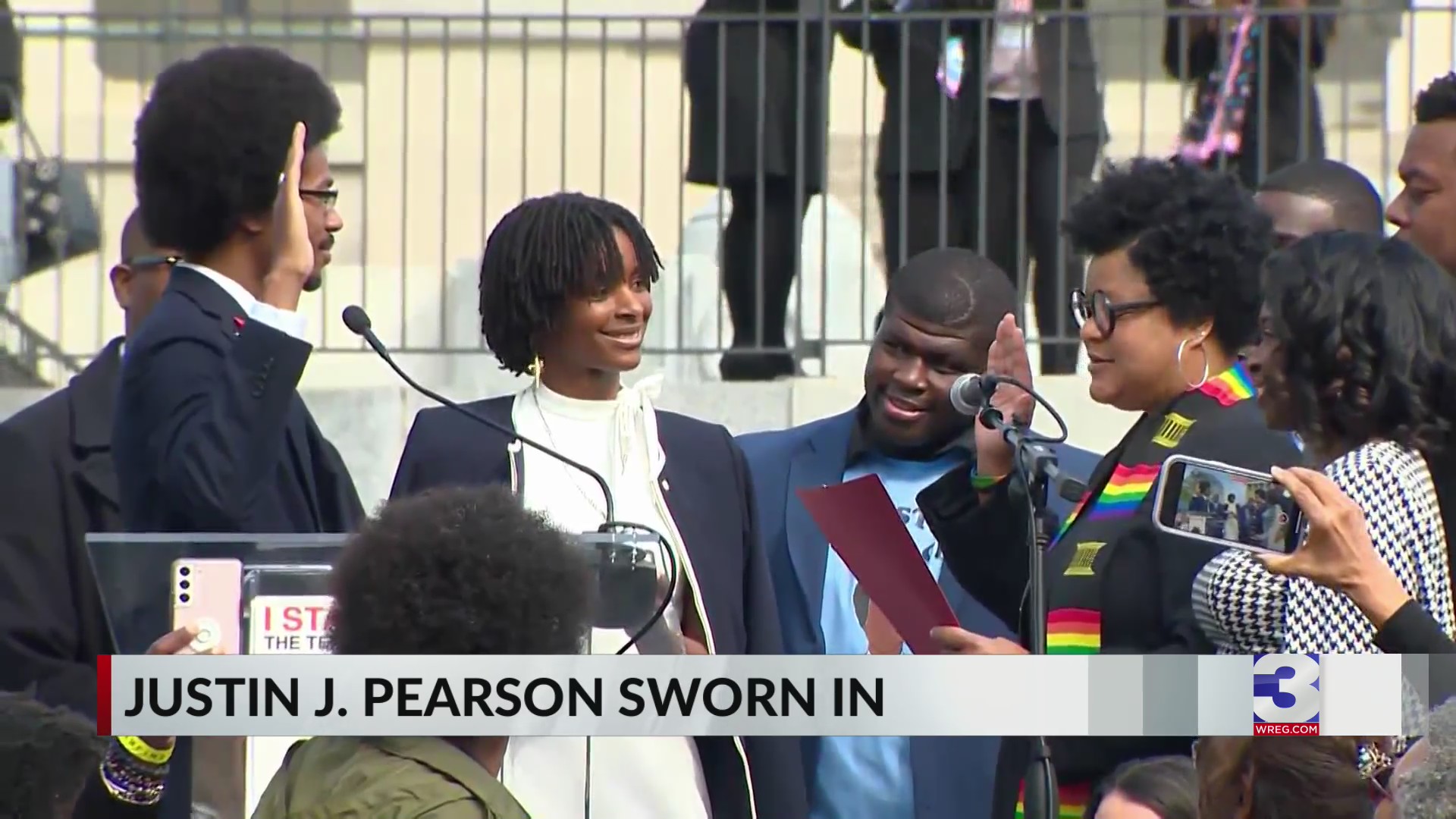 Justin J. Pearson sworn in at Capitol one week after expulsion – WREG.com