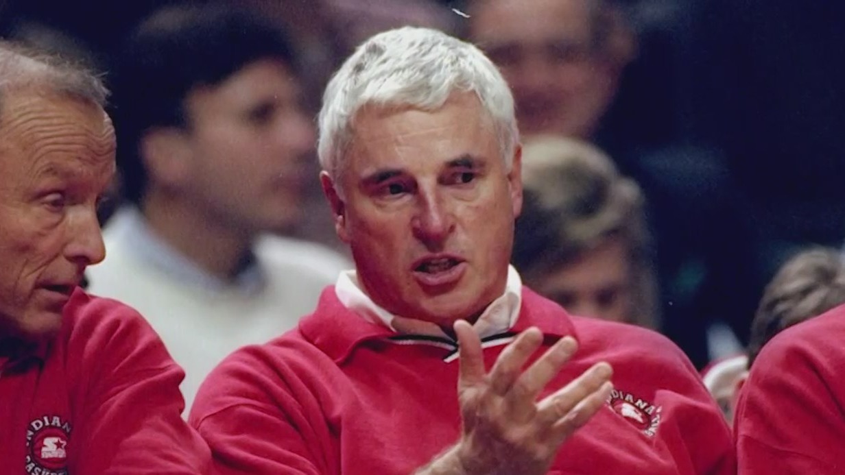 Legendary former IU basketball coach Bob Knight dies at 83 | Vargas ...
