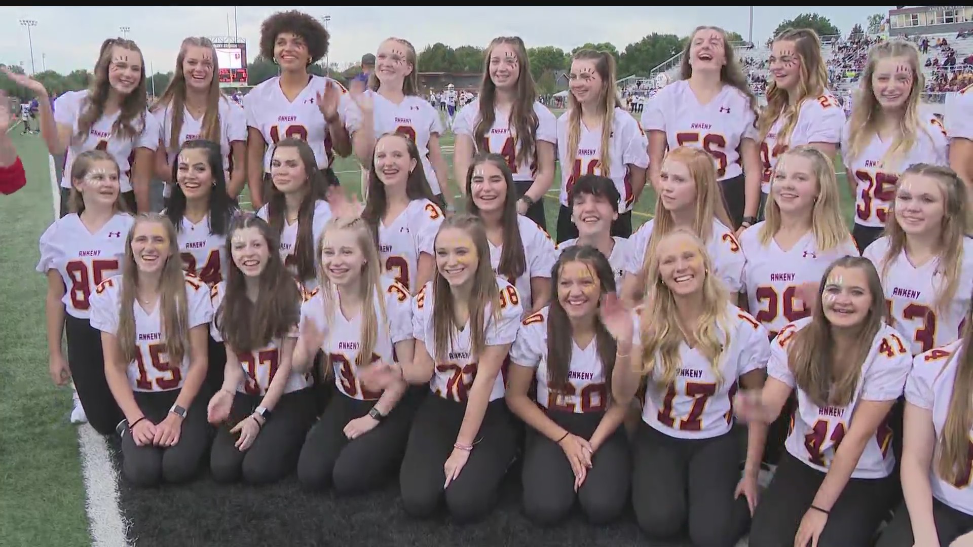 Meteorologist Jeriann Ritter with Ankeny dance team – who13.com