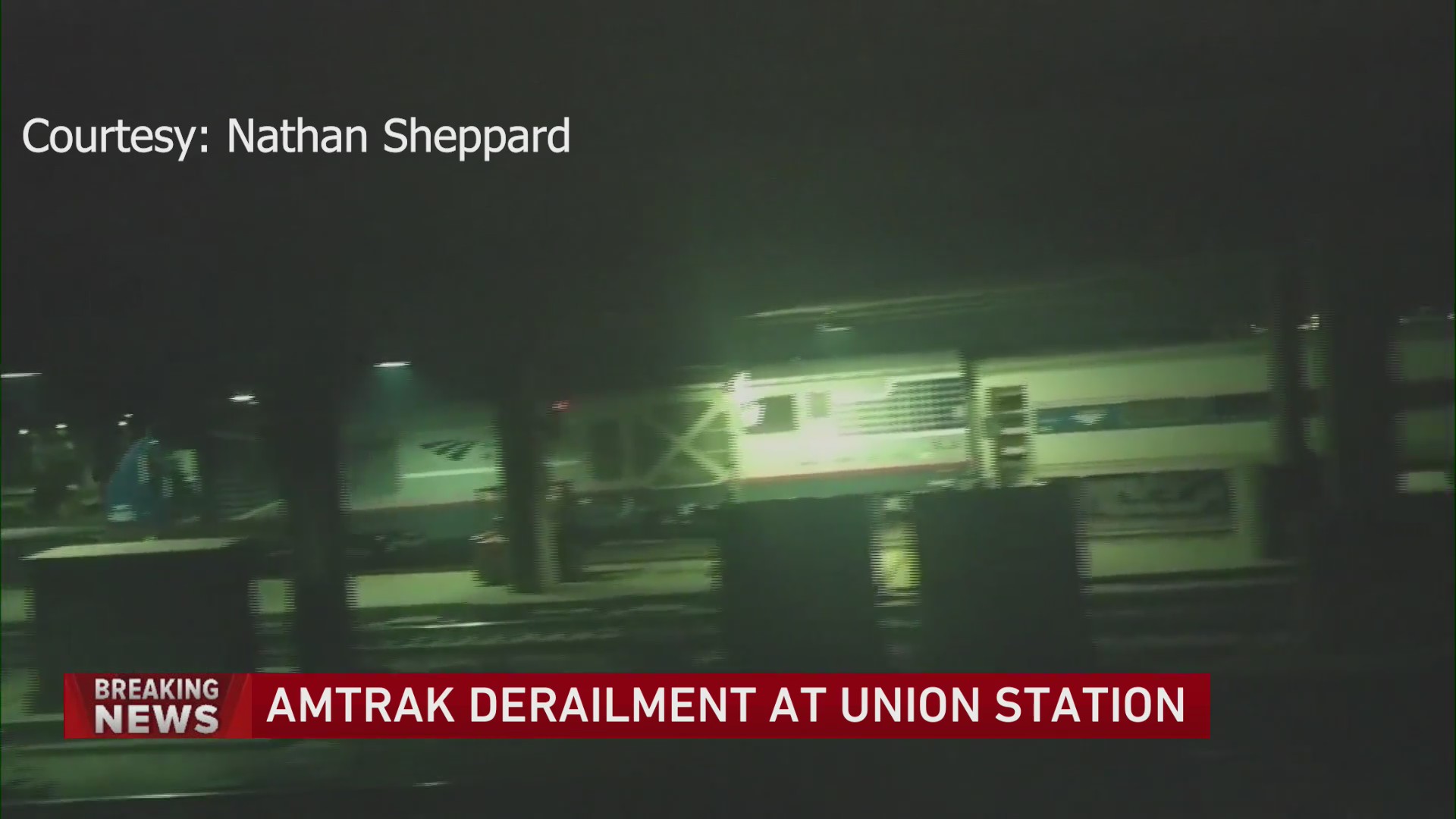 Amtrak train derails at Chicago Union Station – WGN-TV