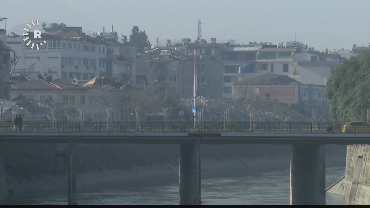 Siena bball player leading Turkey relief efforts – NEWS10 ABC