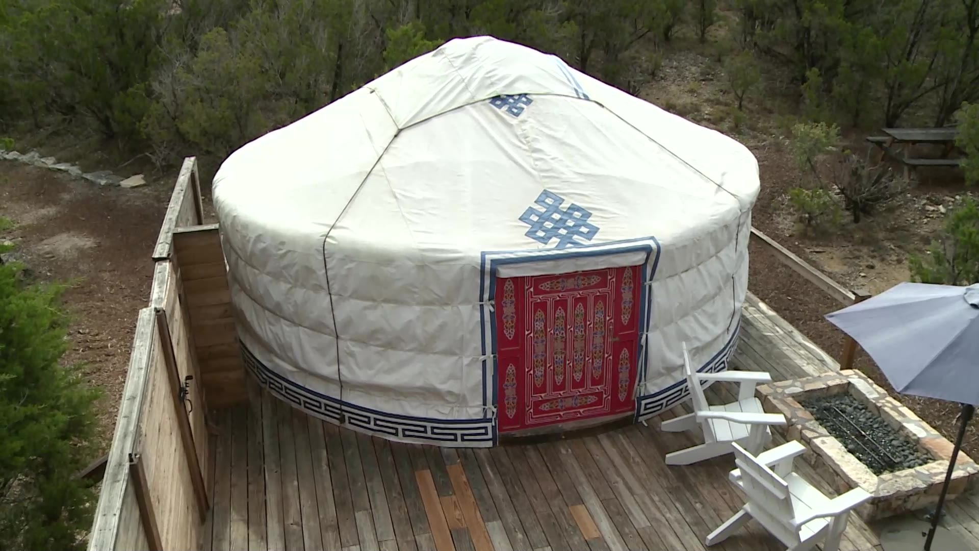 Take a look inside handmade Mongolian yurts in Wimberley – KXAN Austin